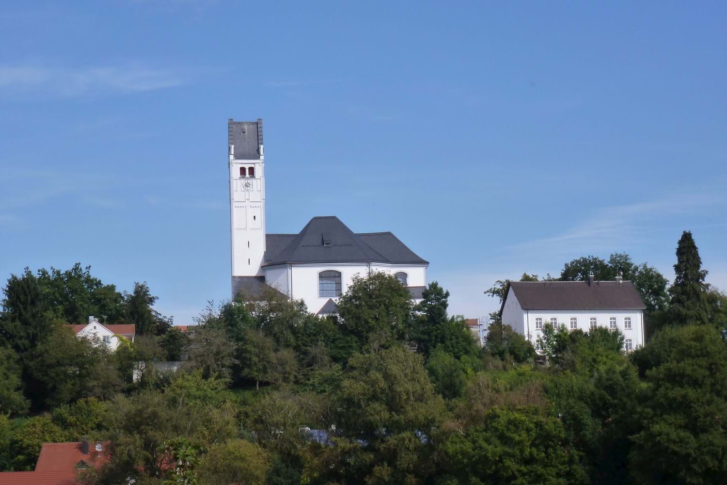 Kirchen und Friedhöfe | Gemeinde Bergkirchen